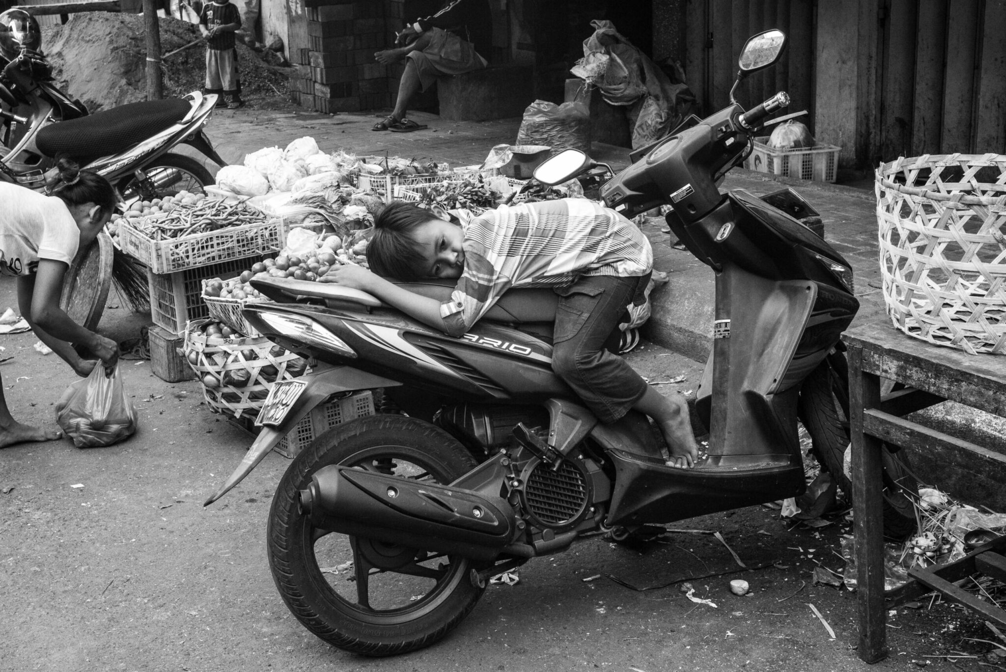 Street Photography: Tips, Techniques And Gear | Swiss Photo Club Blog